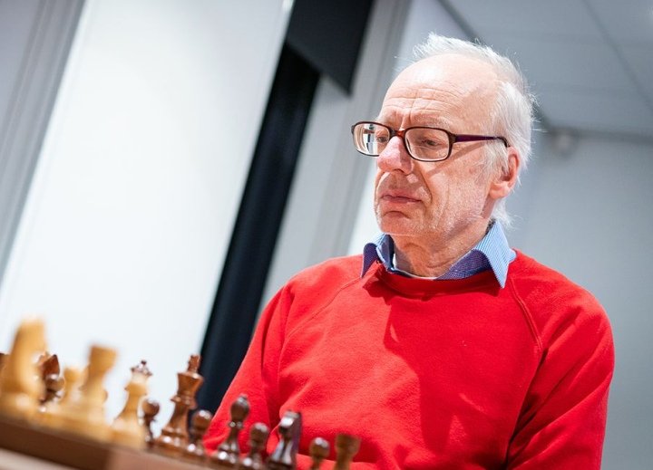 Les plus belles parties d'échecs de Robert Huebner (1948-2025) - Echecs & Stratégie